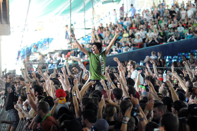 Freefest draws diverse acts, smaller audience - The Diamondback