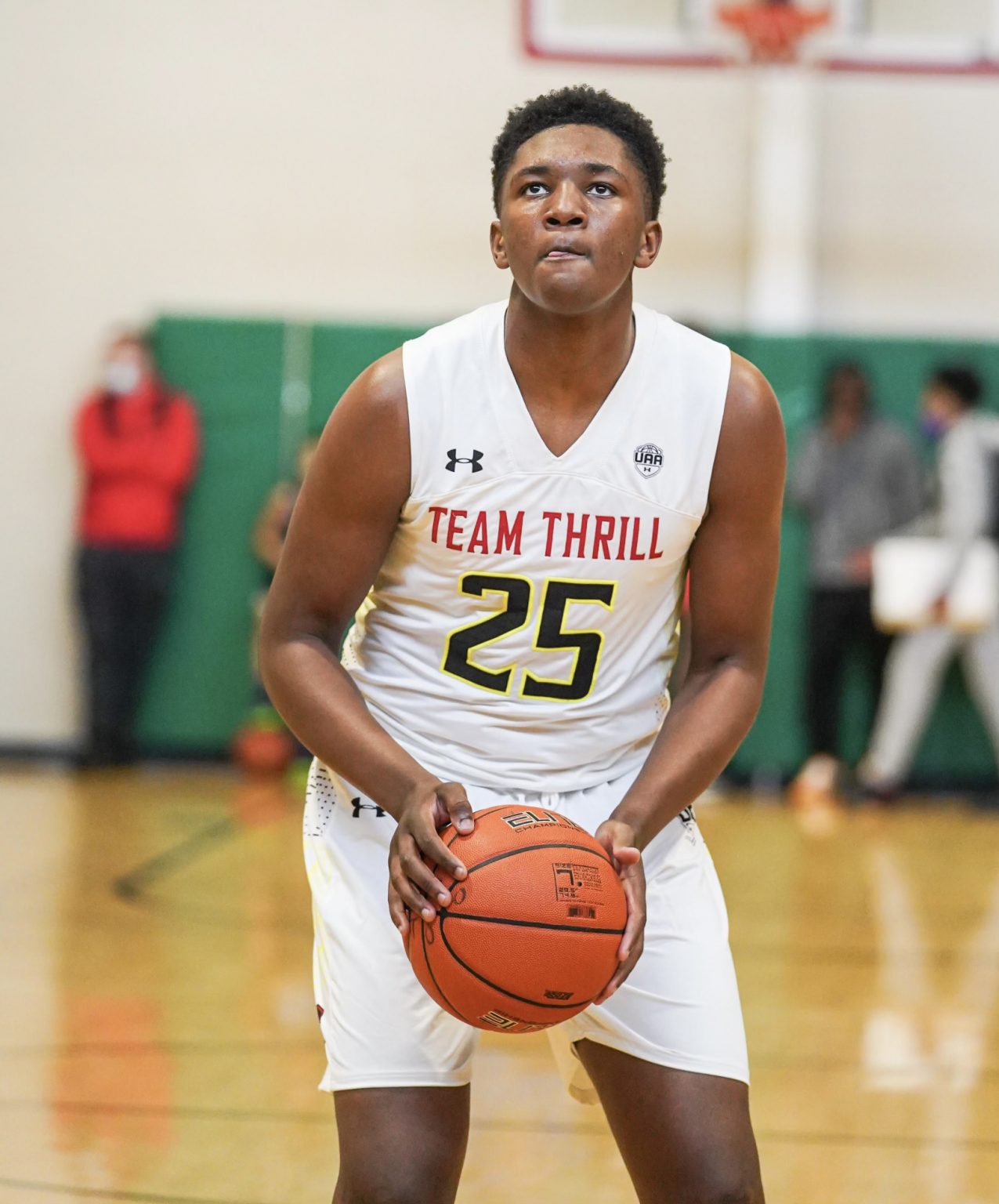 Derik Queen sacrificed family for basketball. Maryland gives him both.