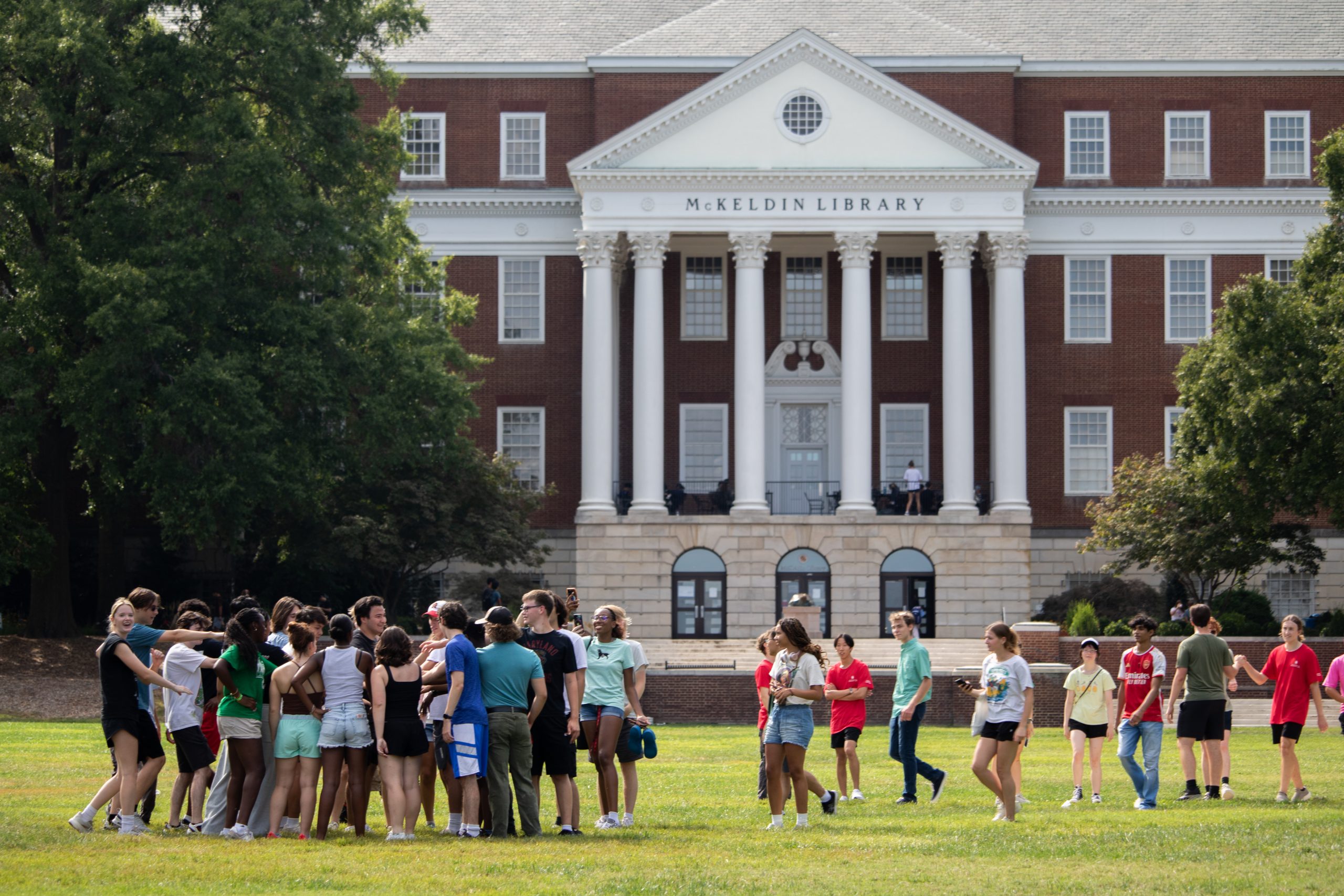 UMD student-led events draw hundreds, create community for freshmen